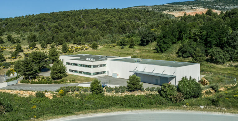 Parfums Plus - Création et production de compositions parfumées